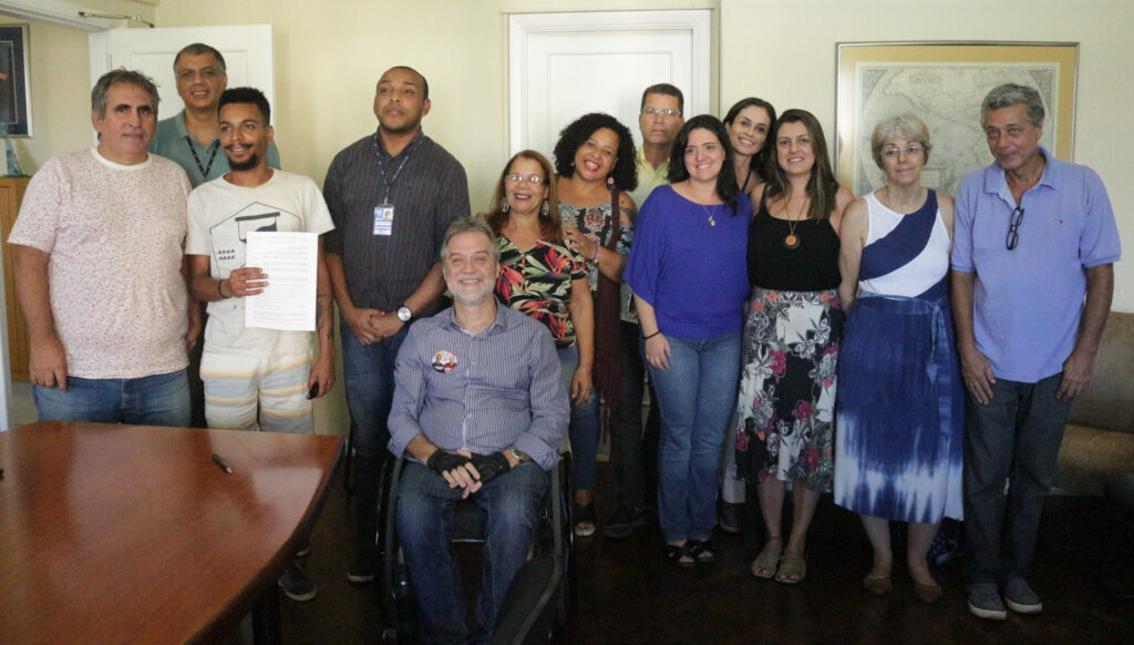 Novos integrantes da CIS UFF tomam posse.|Universidade Federal Fluminense
